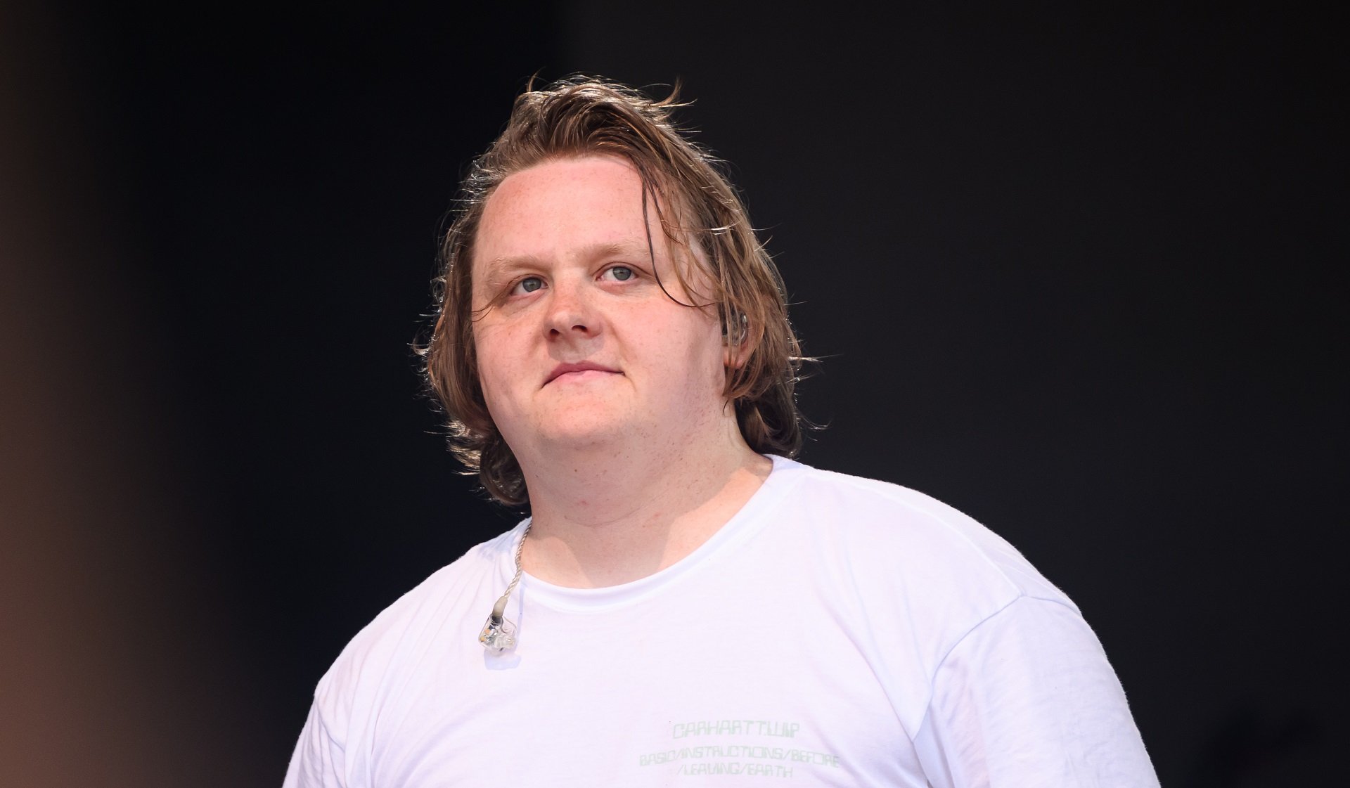 Lewis Capaldi annonce faire une pause après l’épisode Glastonbury