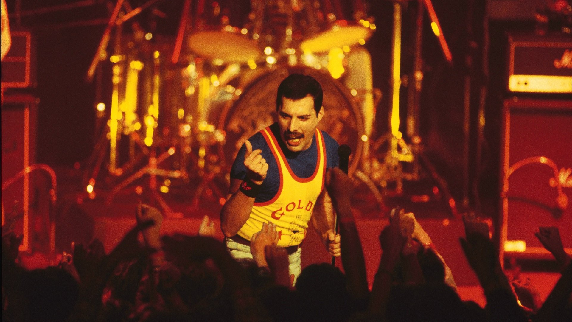 Queen dévoile le clip de son inédit "Face it Alone" avec Freddie ...