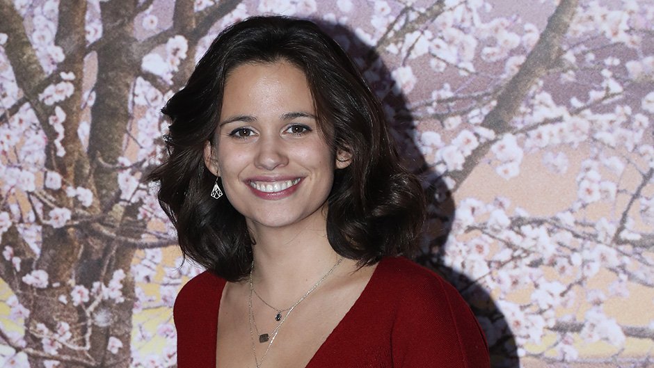 Lucie Lucas Nue Dans Les Champs La Star De «clem Soutient Les