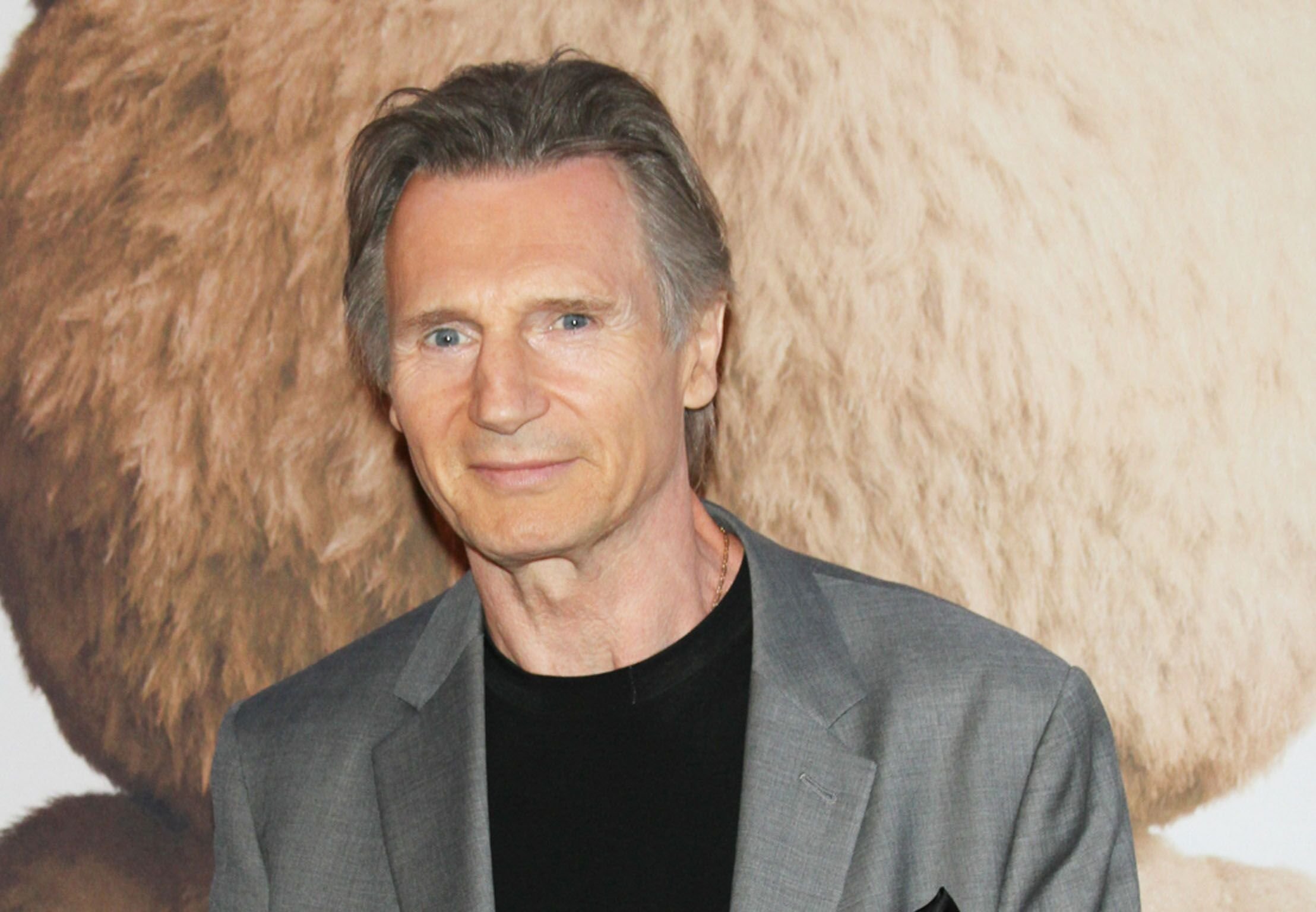 “James Bond” : la drôle de raison du refus de Liam Neeson pour jouer le ...